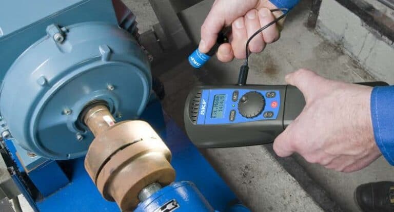 Estroboscópio: o que é? Como funciona? Quais os tipos | ABECOM SKF